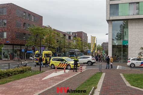 Gewonde Bij Aanrijding Centrum Buiten Hv Almere