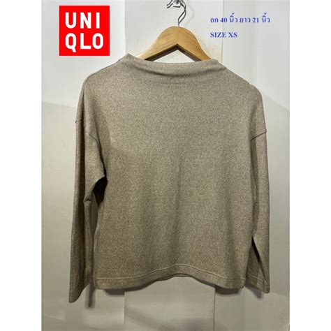 สเวตเตอร์แขนยาวยูนิโคล่ Uniqlo อก 40 นิ้ว ยาว 21 นิ้ว Size Xs สภาพดี ไม่มีตำหนิ เลื่อนดูได้จ้า