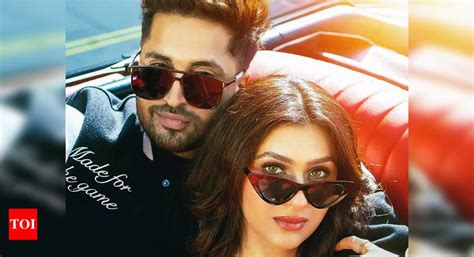 Ki Chahida Jassie Gill Ft Raj Shokhers New Track Is A Flirtatious