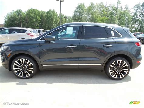 Baltic Sea Green Metallic Lincoln MKC Reserve AWD Exterior Photo GTCarLot