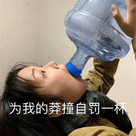 某男星被富二代纠缠INTO1塌房预定恰好是少年有剧本和马被限制国内活动 谢兴阳