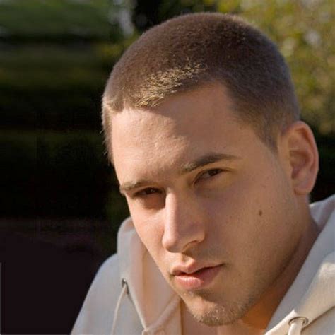 Pin By Peter Hermon On Buzz Cut Haircuts For Men Hair Cuts Mens