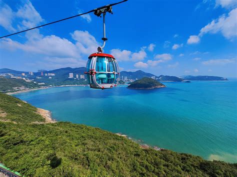 【香港景點】香港海洋公園 高空360度俯瞰樂園全貌 必玩的15個景點攻略 2023聖誕活動搶先看 潮流、美妝、消費 創造個人化風格的女性