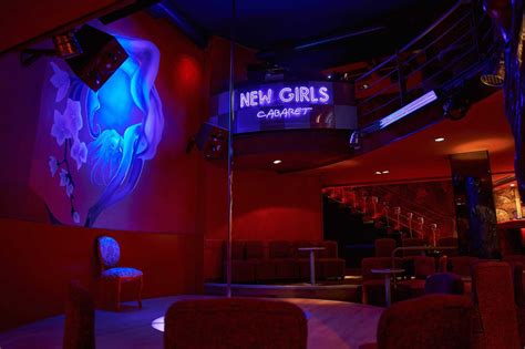 New Girls Cabaret Strip Club In The Center Of Madrid