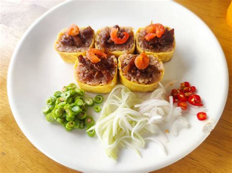ซูชิข้าวคลุกกะปิ ร้าน Cookandcoff ณ บางขวาง เรือนจำกลางบางขวาง