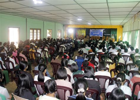 နမ့်စန်မြို့ အ ထ က နမ့်စန် ကျောင်းတွင် လူငယ်စကားဝိုင်း ဆွေးနွေးပွဲကျင