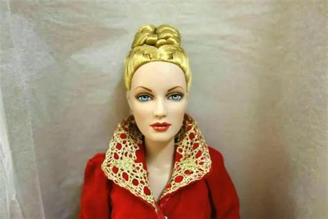 Alice In Wonderland Queen Of Hearts Royal Portrait Tonner Doll Le 300