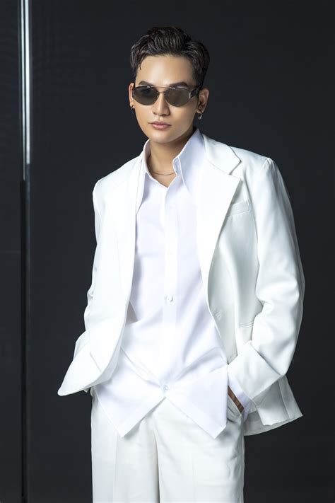 Dàn Nghệ Sĩ Trẻ Tham Gia Góp Giọng Album Mới Của Làn Sóng Xanh