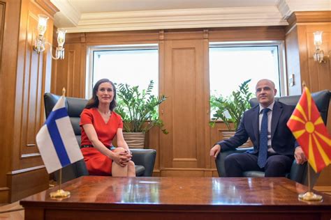 Влада на Република Северна Македонија