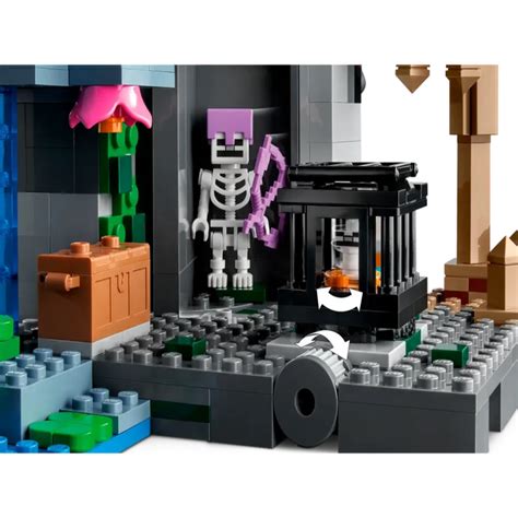 Lego 21189 Minecraft The Skeleton Dungeon 364 Pieces — Toycra