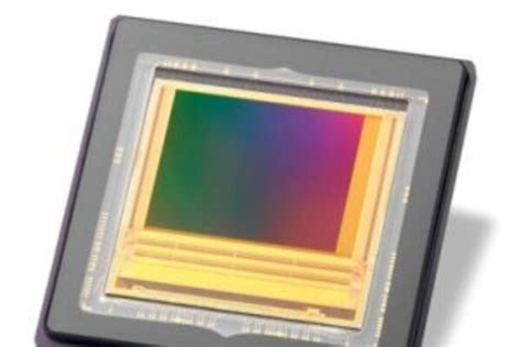 Mpixel Low Light CMOS Image Sensor Targets Security Cameras