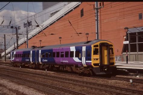 35mm Railway Slide Dmu Class 158 158752 Doncaster £2 99 Picclick Uk