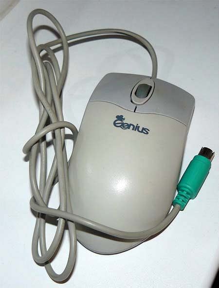 Мышь Genius, ps/2 в дар (Челябинск). Дарудар