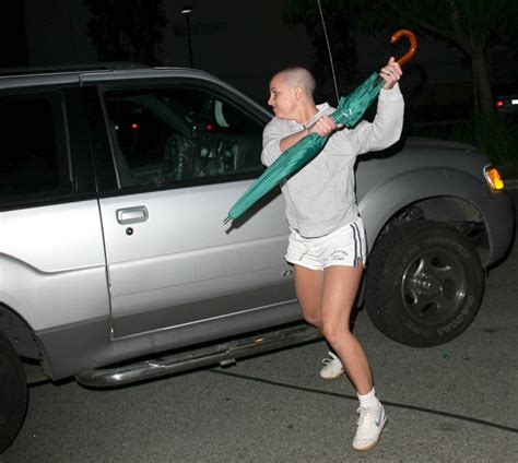 Britney Spears Umbrella 31 Number 1 Fm Tv