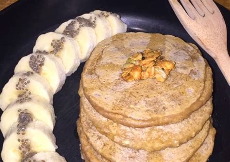 Resep Pancake Oatmeal Madu Dengan Topping Pisang Oleh Nabhilah Singal