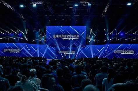 Ein Flitzer Bei Der Opening Night Live Ctrl Blogde