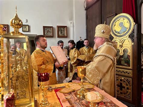 Память апостола Иоанна Богослова и святителя Тихона патриарха