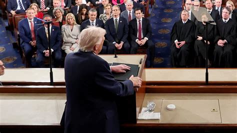 Trumps Teleprompter Operator Is Under Federal Investigation