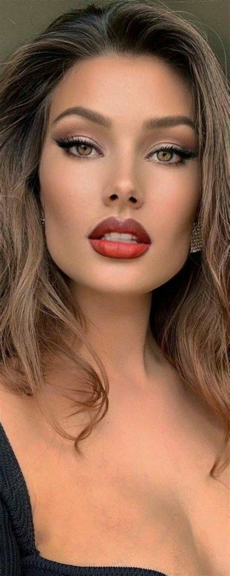 Pin By Χρήστος Ζήκος On Μόδα Ομορφιά Brunette Makeup Brunette Beauty