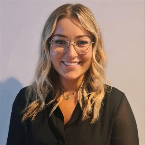 Leonie Lenarcik Mitarbeiterin Vertriebsinnendienst Hexagon Purus Weeze Gmbh Xing