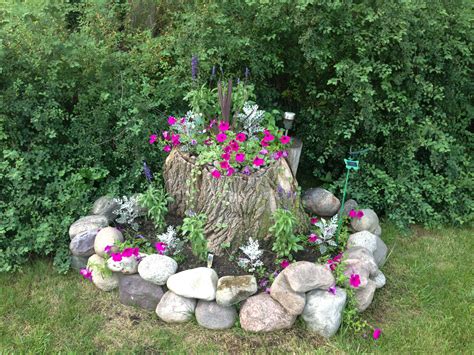 How To Plant Flowers In Tree Stump At Patsy Morris Blog