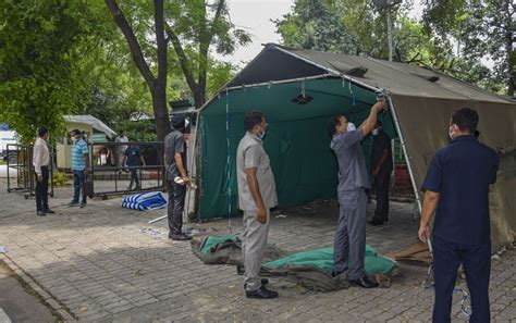 Priyanka Gandhi Vacates Lodhi Estate Bungalow India News