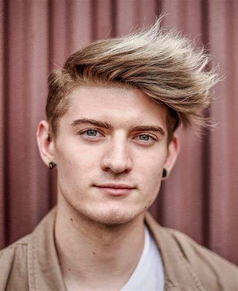 Portfolio Model Agency Reuben