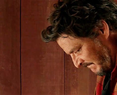 Finally Pedro Pascal Old Man Yuri Pedro Pascal As Silva Extraña