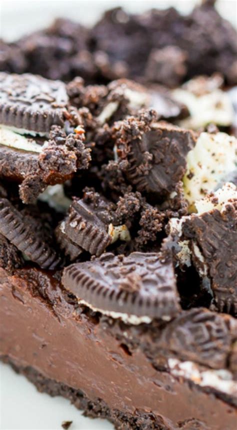 No Bake Chocolate Oreo Pie Only 4 Ingredients ~ Delicious And No