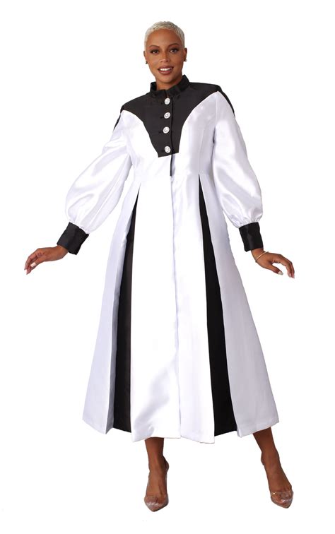 Womens 1 Piece Preaching Robe Gown In White And Black Divinity Clergy Wear