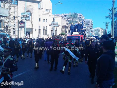 أهالى بورسعيد يشيعون جثمان شهيد كمين الصفا بالعريش ويهتفون ضد الإرهاب