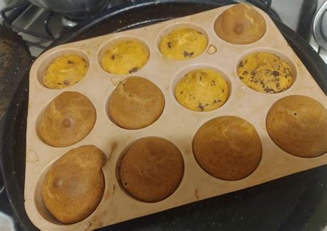 Muffins sin tacc y sin azúcar de banana y chocolate Receta de Sol Acuña
