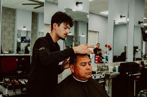 Courses — Ots Barber College