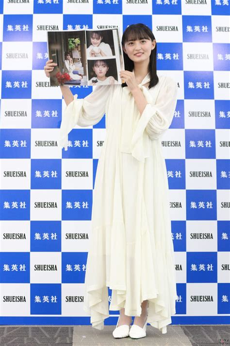 乃木坂46 遠藤さくら 1st写真集『可憐』は“1ページ1ページ大切に見ていただけたら嬉しい！”とアピール 日刊エンタメクリップ