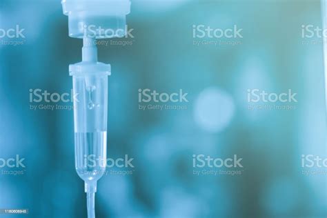 설정 Iv 유체 정맥 드롭 식염수 드립 병원 방 의료 개념 치료 응급 및 주입 약물 주입 치료 화학 요법 Conceptblue