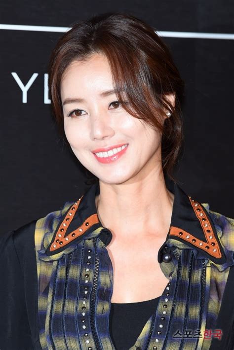 김성령 깊어지는 우아함