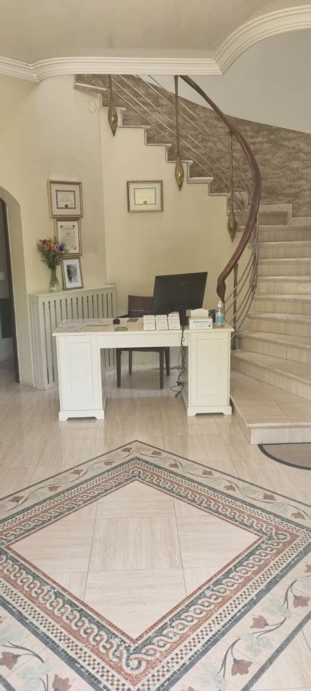 Д р Ивелина Банкова Гастроентеролог София Супердок