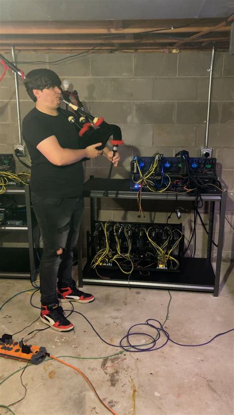 Powering Down Last Eth Mining Rig The Only Proper Way… With Bagpipes R Ethermining