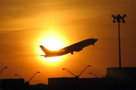 La Importancia De La Seguridad En Los Aeropuertos Segurilatam