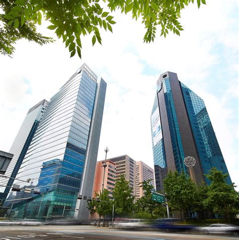기업은행 김학필·백상현·정성진 부행장 선임 한국경제