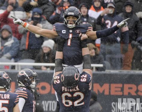 Photo Atlanta Falcons Vs Chicago Bears In Chicago CHI20231231101