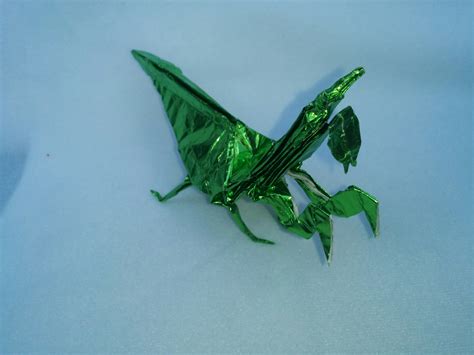 Origami Guru Preying Mantis