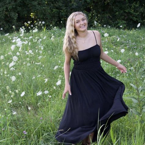 Olivia Oliviabohlander Snapchat Stories Spotlight And Lenses