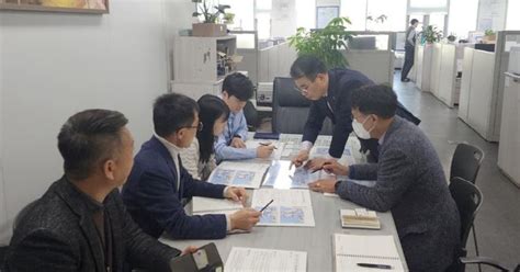장충남 남해군수 국토부 찾아 남해·여수 해저터널 공사 현안 설명