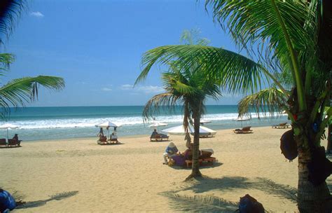 Objek Wisata Di Bali Pantai Kuta Yoshiewafa