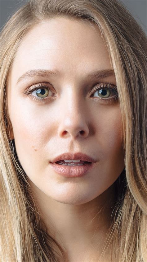 Elizabeth Olsen Close Up Portrait Wallpaper 1080x1920 Famosas Bonitas
