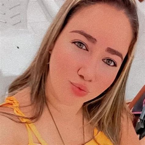 Mary Hellen Mary Hollanda On Threads