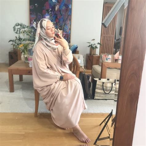 Aku Pergi Alfaro Semalam Nak Beli Tudung Mak Aku Sekali Tengok Baju
