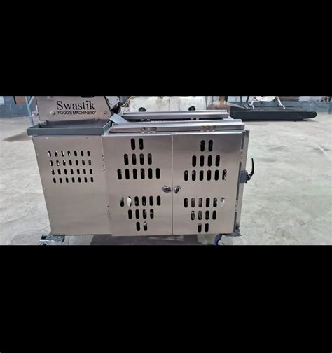 Fully Automatic Electric Chapati Making Machine 750 Pcshr 7 Inch At