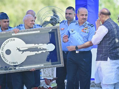 భారత వైమానిక దళంలోకి మన ప్రచండ్‌ ఫొటోలు First Indigenous Light